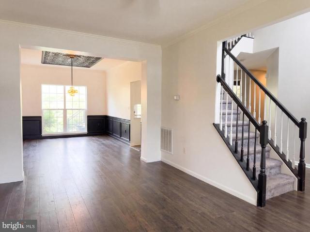 160 Aden Drive