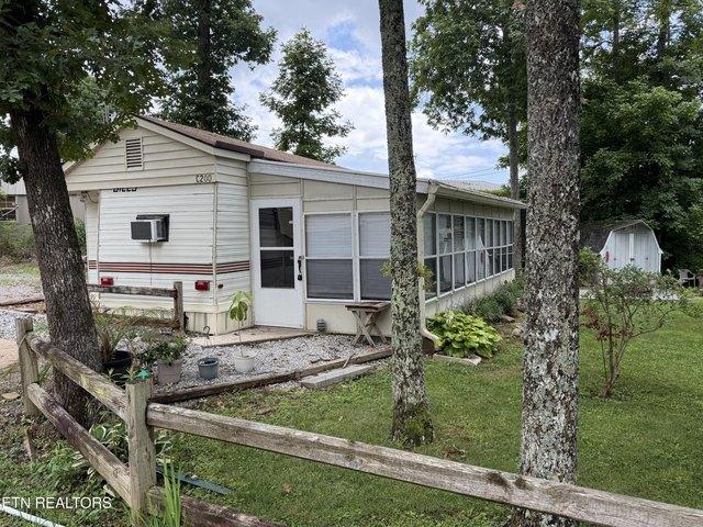 160 Apache Trl, Crossville, TN 38572