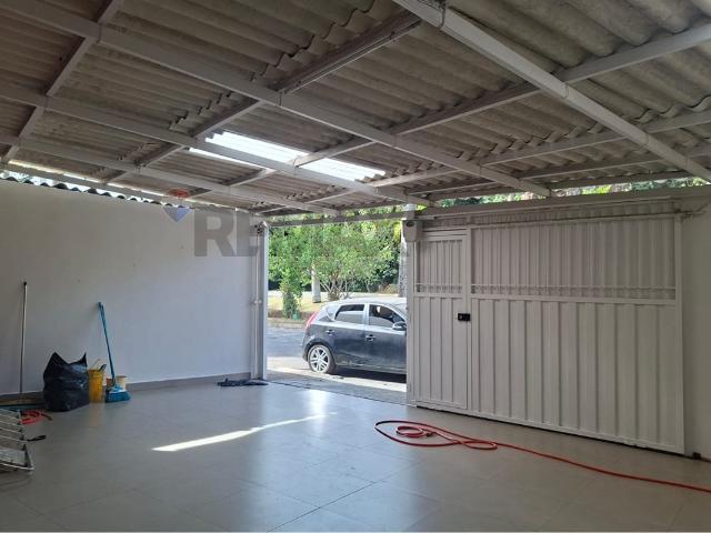 160 Área Útil Casa Alugar, 2 Dormitórios localizado em Avenida dos Pinheiros, 615, João XXIII, Vinhedo, São Paulo, 13283200 | Brasil