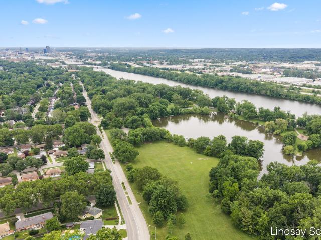 160 Boltwood Drive