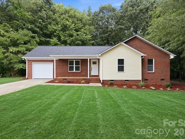 160 Birchwood Dr, Salisbury, NC 28146
