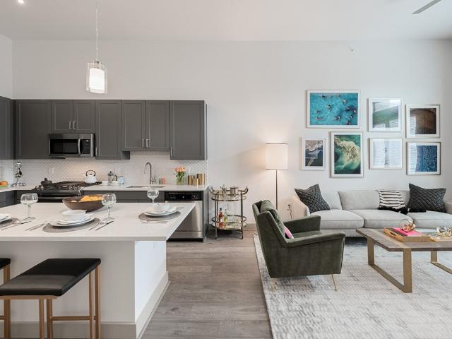 160 Birdsall St, Unit 3203, Houston, TX 77007 | MLS #74439 | Compass