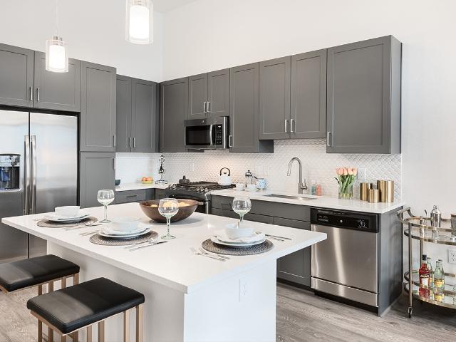 160 Birdsall Street 1124
