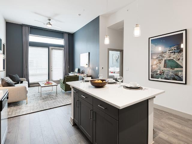 160 Birdsall Street 3302