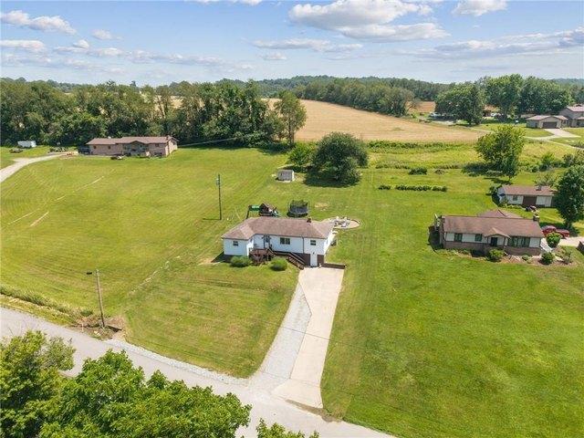 160 Brush Creek Rd, Mount Pleasant, PA 15666