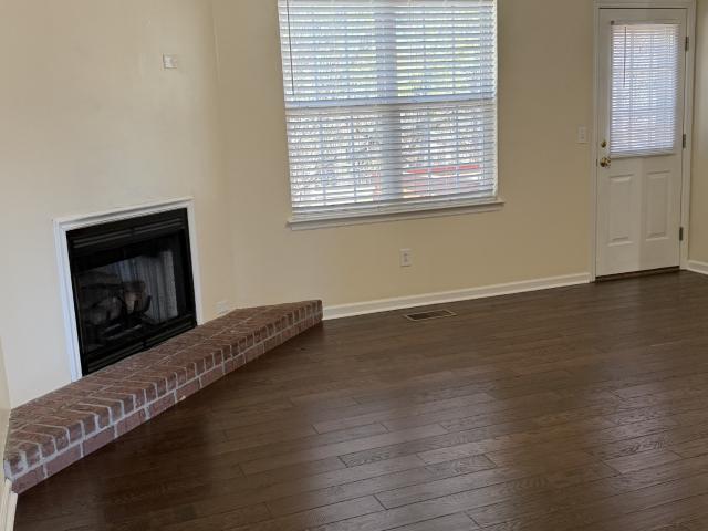 160 Bradford Cir