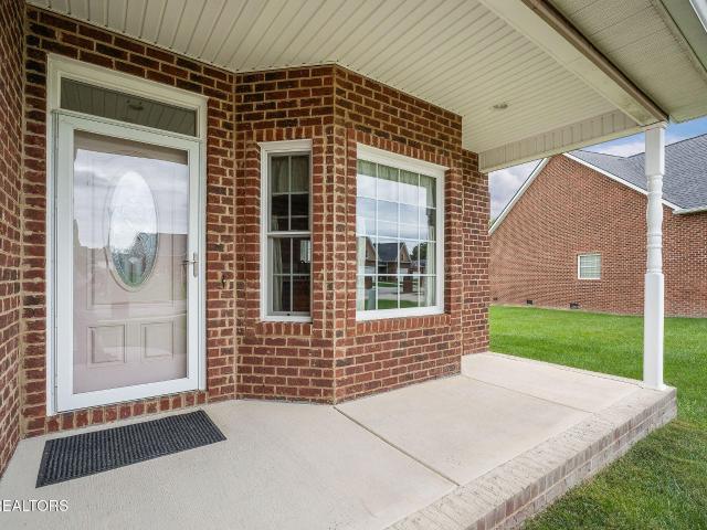 160 Genesis Ave