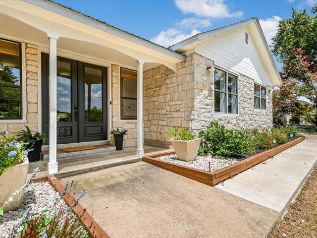 160 Donna Dr, Wimberley, TX 78676