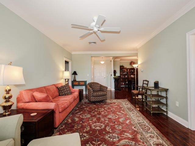 160 Daniel Webster Highway # 201