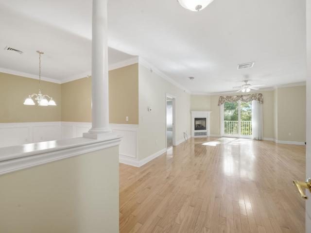 160 Daniel Webster Highway # 315