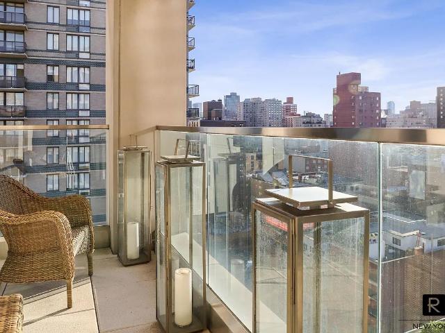 160 E 22nd Street 18A