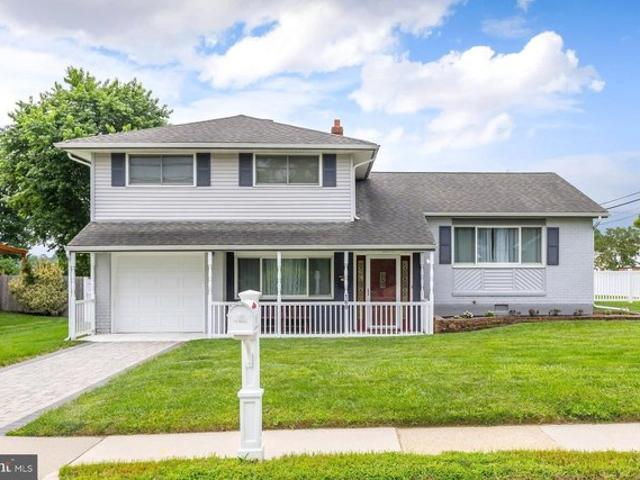 160 E Broad St, Gibbstown, NJ 08027