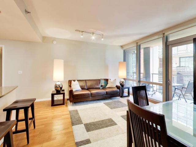 160 e illinois street # 1007