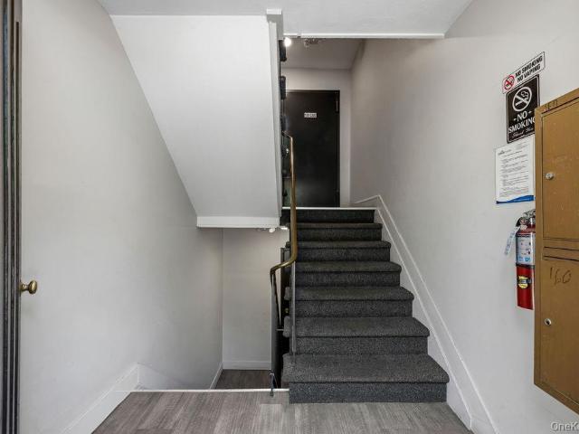 160 E Kearsing Parkway