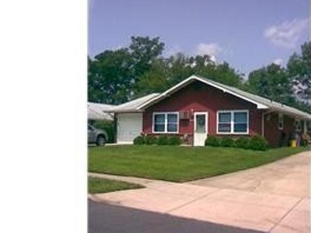 160 Elmtowne Blvd, Hammonton, NJ 08037