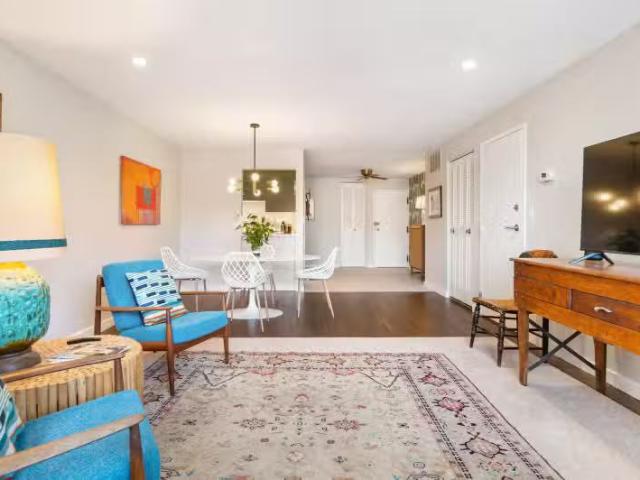 160 Fairfield Woods Rd #APT 58, Fairfield, CT 06825 MLS 2407.
