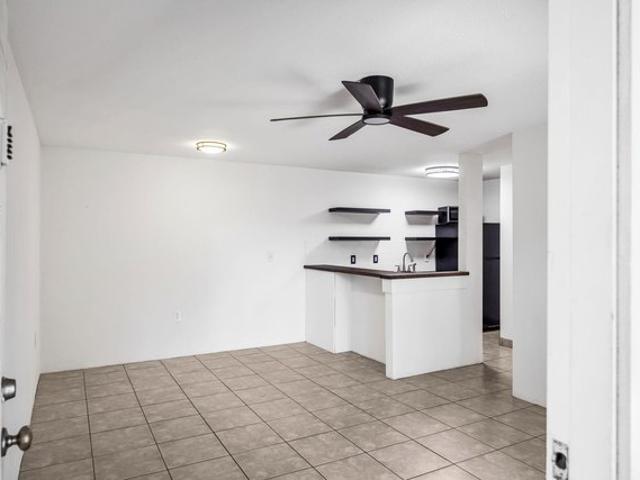 160 Keonekai Rd Apt 12 106, Kihei, HI 96753