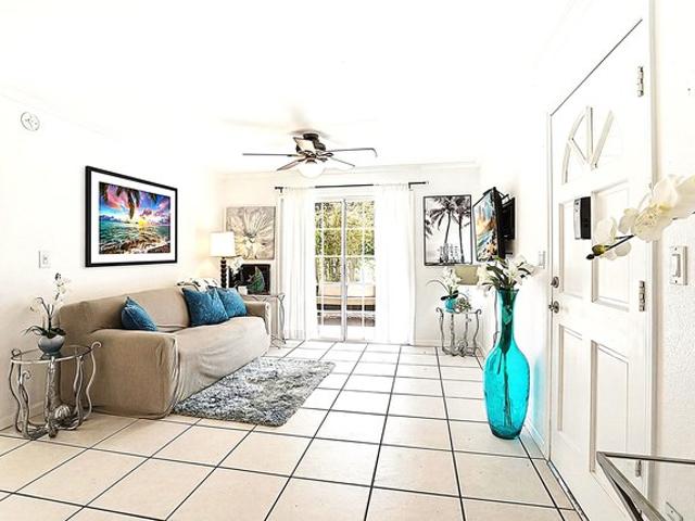 160 Keonekai Rd Apt 1 103, Kihei, HI 96753