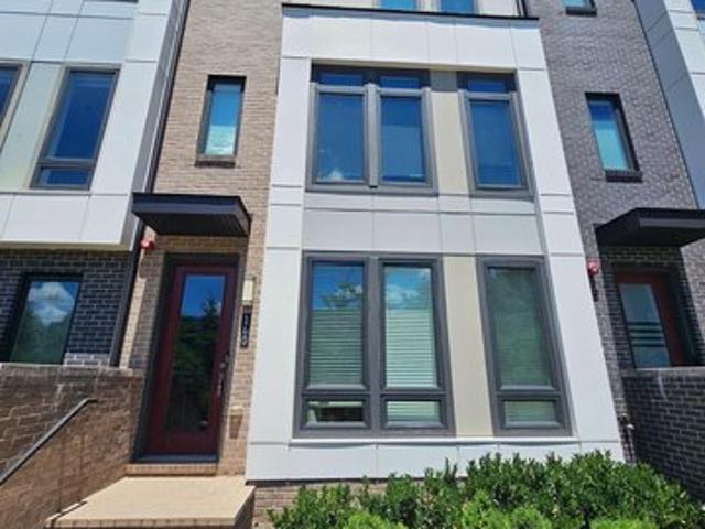 160 Ike Dr, Alexandria, VA 22314