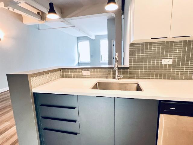 160 Lafayette St # 52302