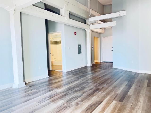 160 Lafayette St # 52512