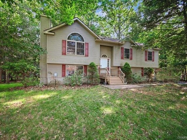 160 Lake Shore Dr E, Rock Hill, NY 12775