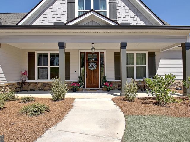160 Lapis Lake Point
