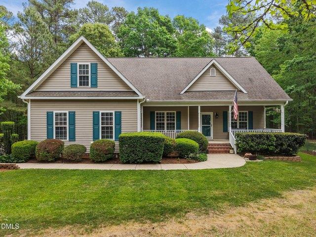 160 Lumberjack Ln, Louisburg, NC 27549