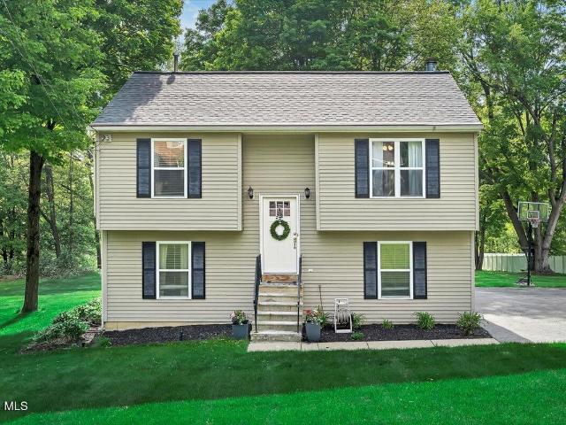 160 Maple Avenue