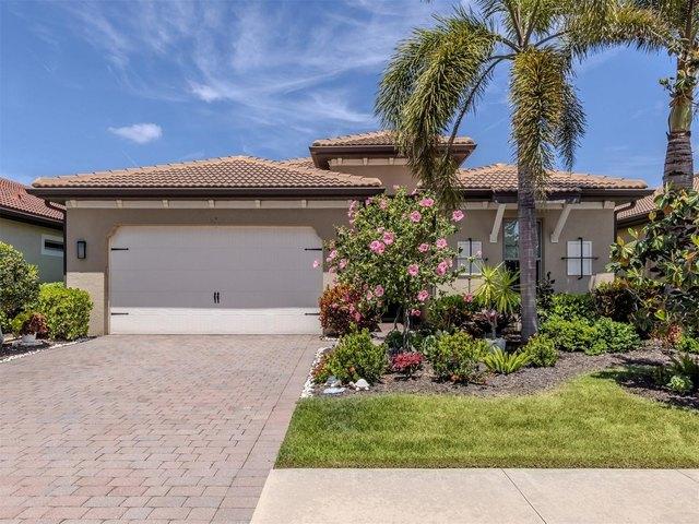 160 Maraviya Blvd, Nokomis, FL 34275