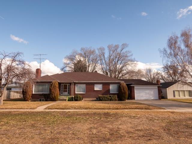 160 N 100 W, Beaver, UT 84713