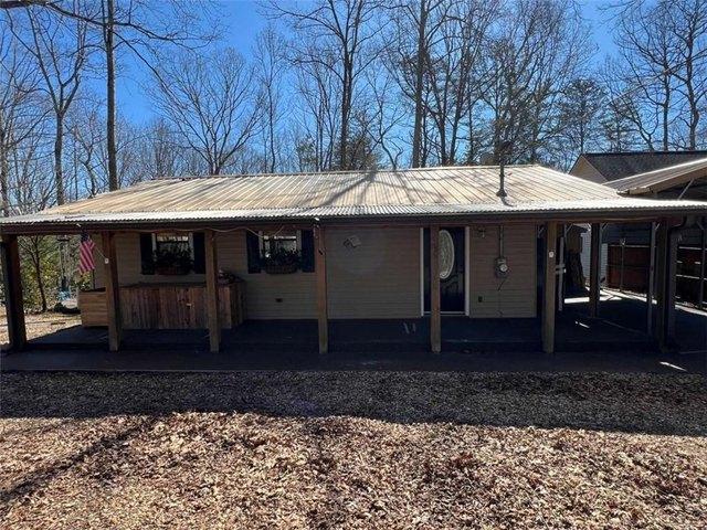 160 Nob Hill Rdg, Cleveland, GA 30528