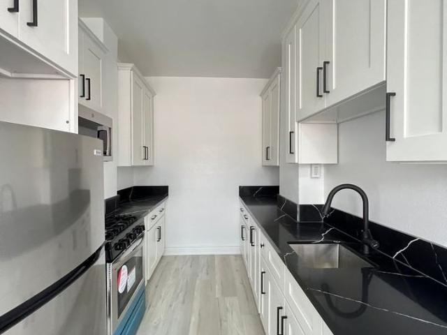 160 S. Gramercy Pl. Studio Apartment for Rent at 160 S Gramercy Pl, Los Angeles, CA 90004 Greater Wilshire