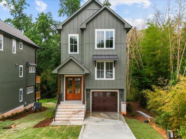 160 S Leak Street