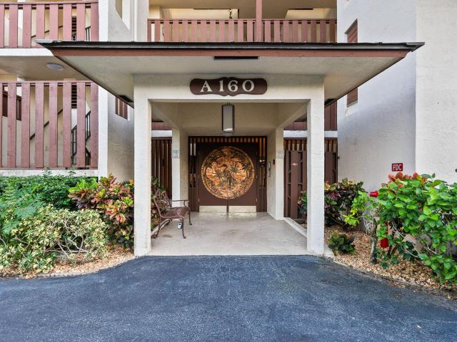 160 SE St Lucie Blvd, Unit 402A, Stuart, FL 34996 | MLS #R11142