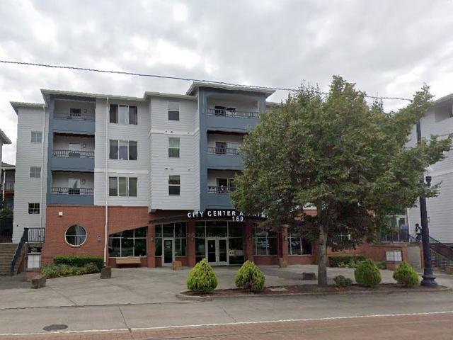 160 SE Washington Street, 2 beds, 1 full bath