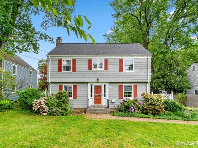 160 Sedgwick Rd, West Hartford, CT 06107