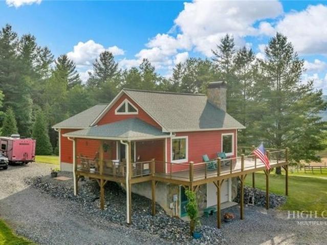 160 Pawpaws Place Rd, West Jefferson, NC 28694
