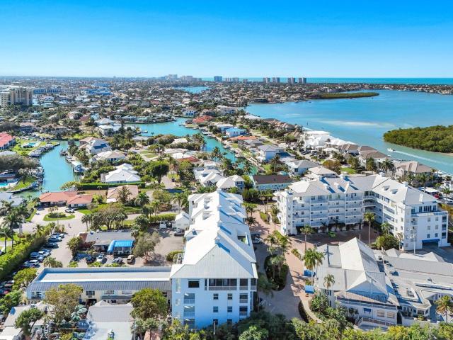 160 Palm St, Unit PH5, Marco Island, FL 34145 | MLS #2260