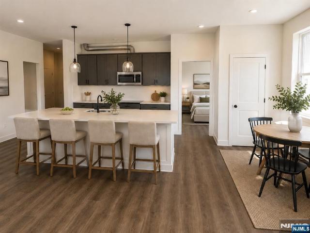 160 Paris Avenue # Apt #302