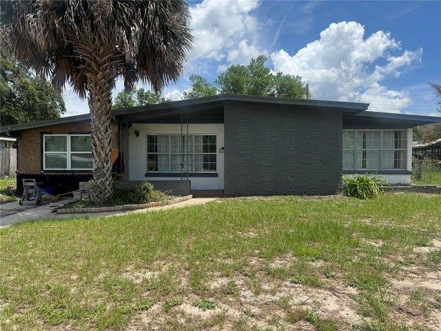 160 Pinecrest Dr, Sanford, FL 32773