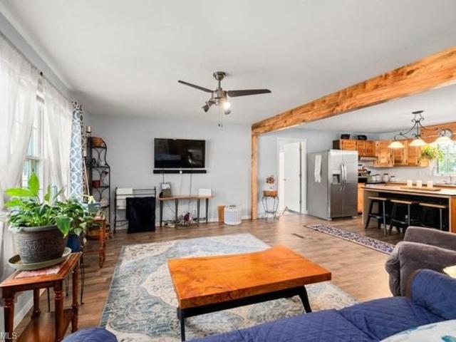 160 Pinelawn Dr, Kernersville, NC 27284