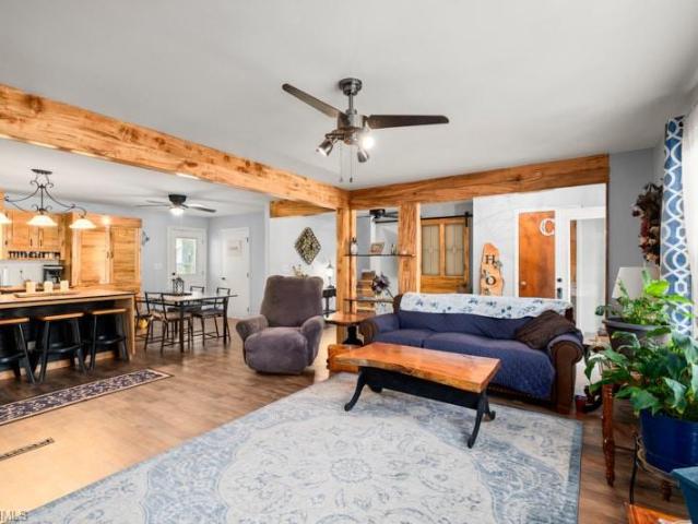 160 Pinelawn Drive