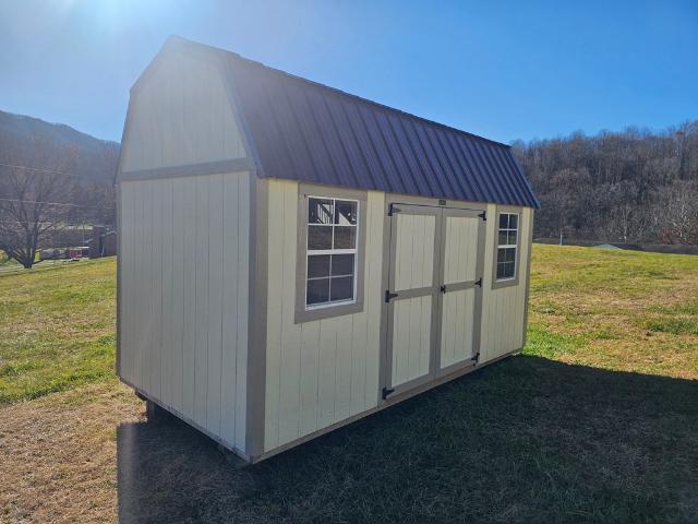 160 Riverbend Lane
