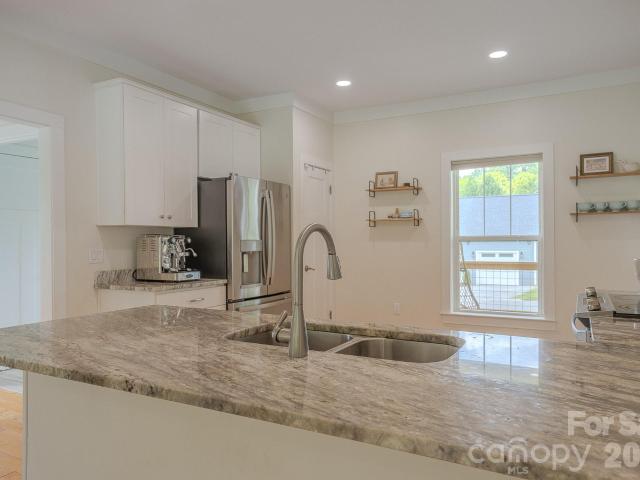 160 Ridge View Drive