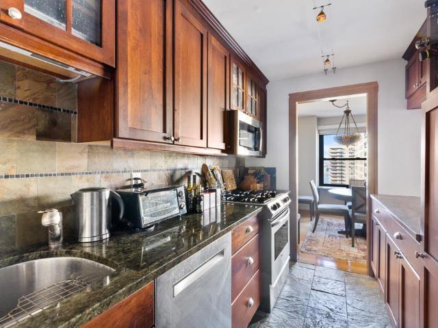 160 W End Avenue 24 GH