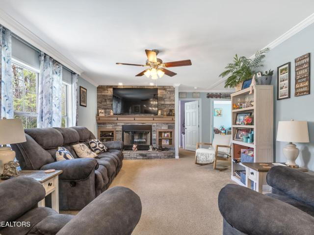 160 Walnut Lane