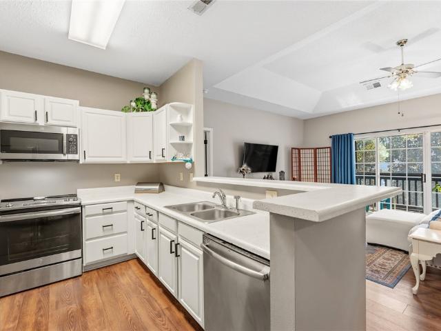 160 Wexford Drive 206