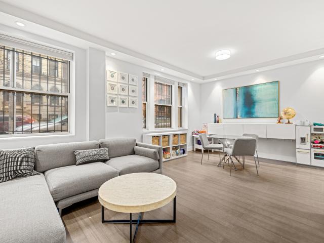 160 West 87th Street, New York, NY