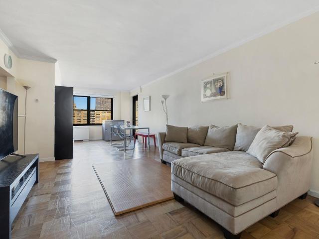 160 West End Avenue, New York, NY